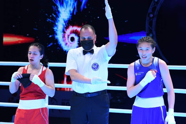 Л Алтанцэцэг боксын Азийн АШТ ээс хүрэл медаль хүртлээ