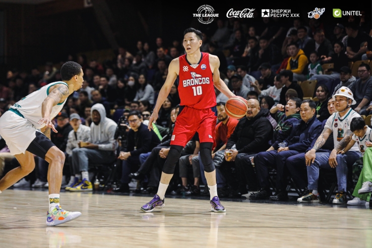 Сүүлийн есөн жилд Дээд лигт найм финалдсан Хасын Хүлэгүүд” баг 3 0 ээр хожигдож эхэллээ