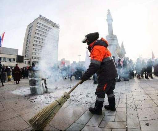 ТҮК ийн ажилтнуудын цалинг 3 5 сая төгрөг болгоно